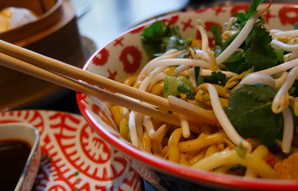 Wan's Chinese Takeaway (王牌美味) in Kingston, Surrey serves variety of ...